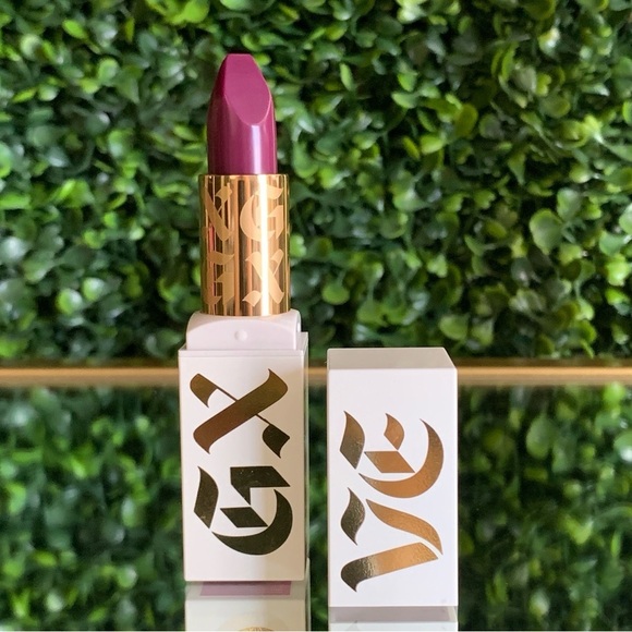 GX by Gwen Stefani | Makeup | Gxve Spark The Fire Plumping Lip Balm In ...